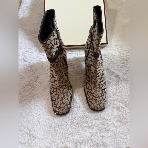 Coach | Shoes | Coach Bibi Signature Logo Ankle Tan And Brown Ankle ...